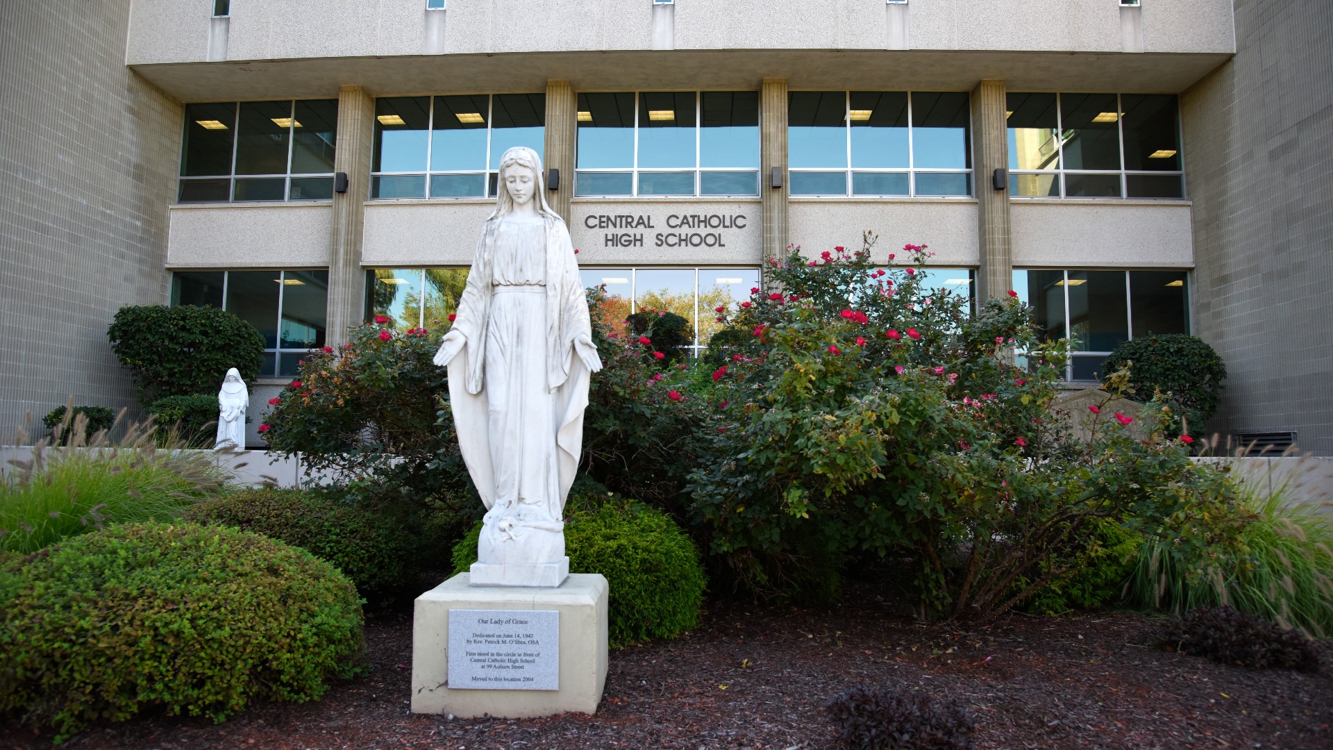 The CCHS alumni network on Alumnifire | Central Connects